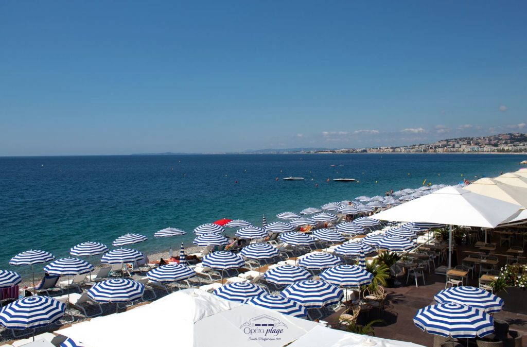 Opéra Plage à Nice : Plage privée et Restaurant en bord de mer
